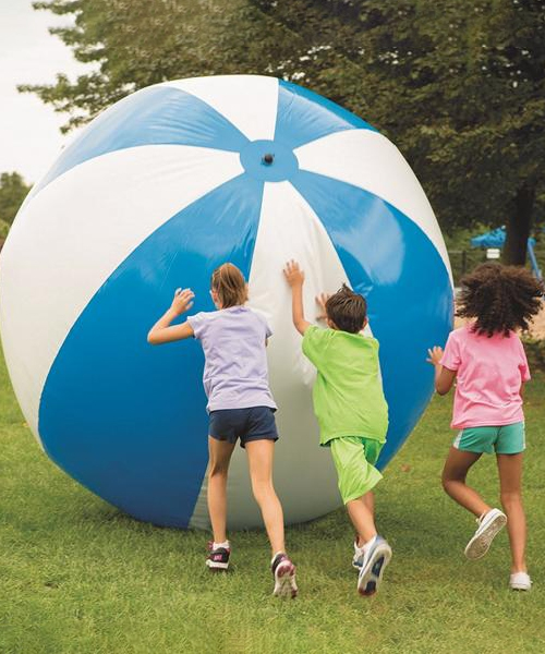 Gigantic Beach Ball - The Full-sized Fun - ThingsFromMars.com