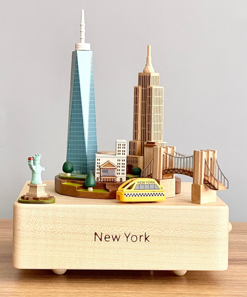 New York Music Box - ThingsFromMars.com